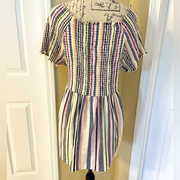 Romantic Gypsy | Tops | Romantic Gypsy Nwot Flattering Short Sleeve ...